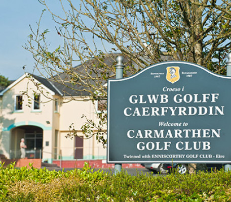 Carmarthenshire - Carmarthen Golf Club & Driving Range | Experience Britain
